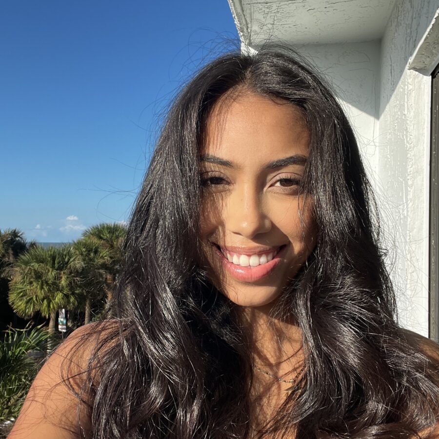 Valeria Lopez-Robles – UCLA Division of Physical Sciences